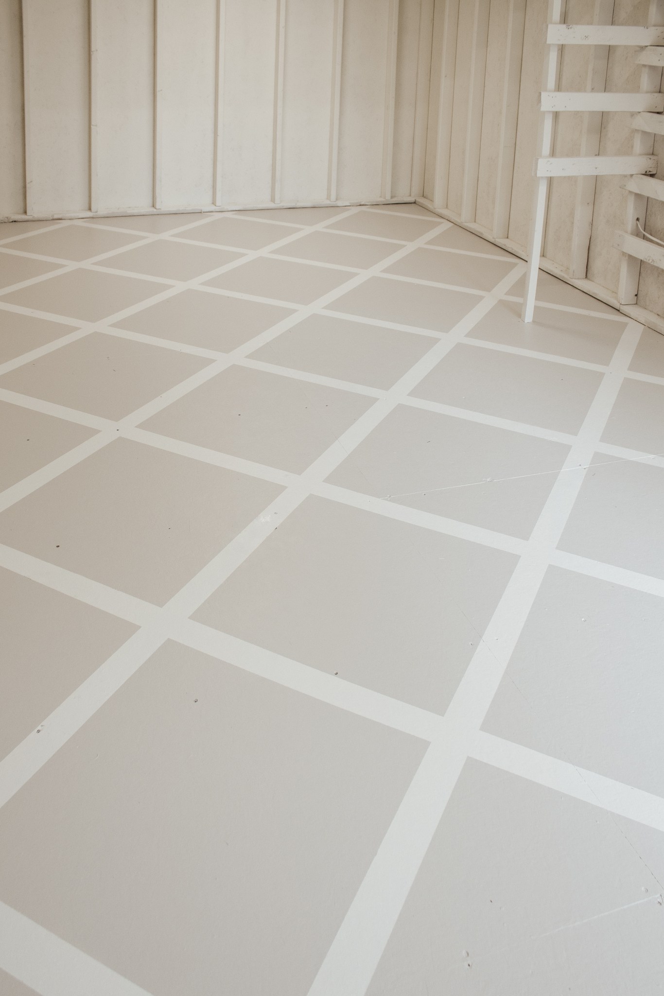 DIY Painted Floors | One Room Challenge Week 4 – With Love, Mercedes