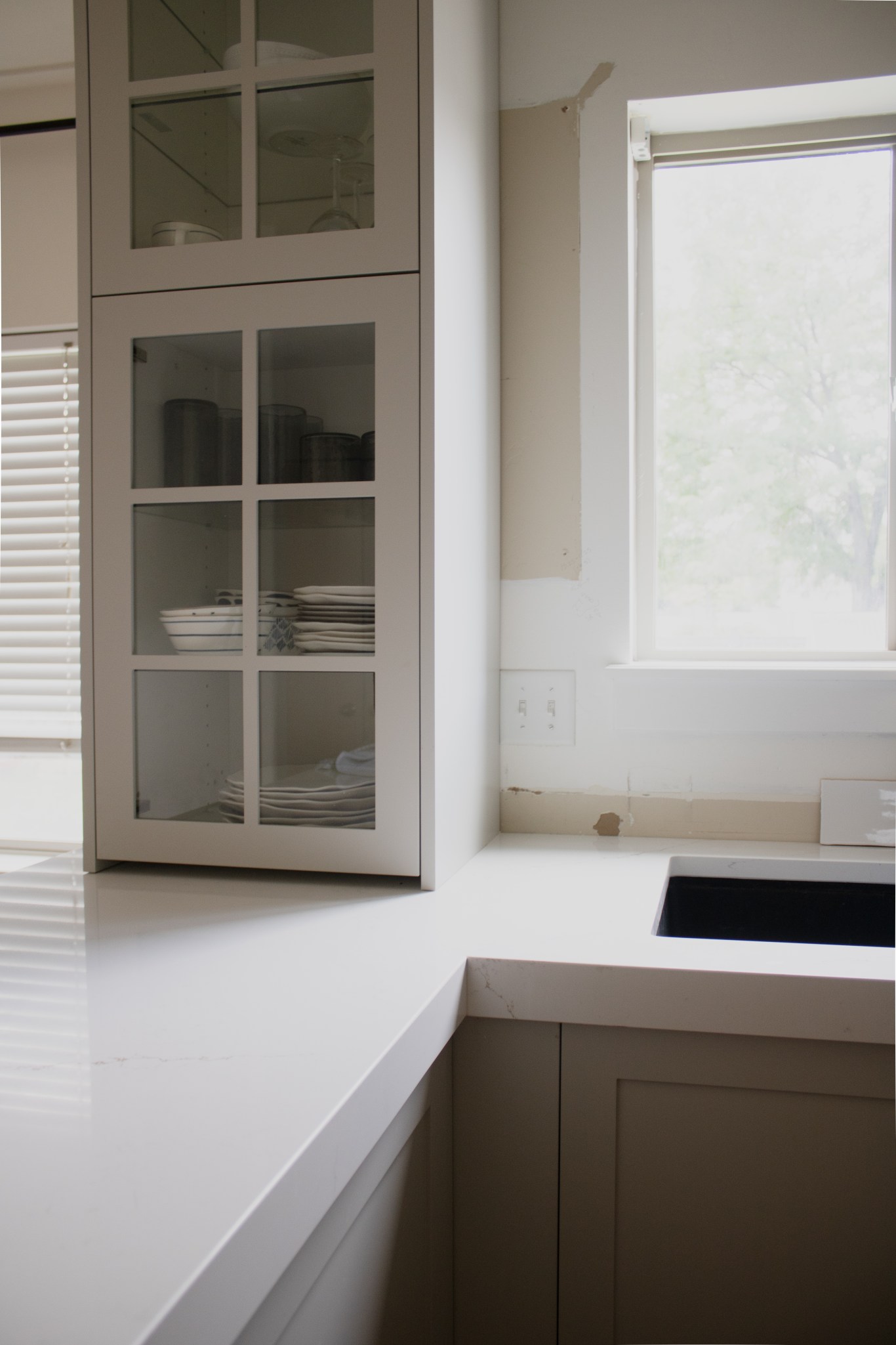Choosing Quartz Counters for our Kitchen – With Love, Mercedes