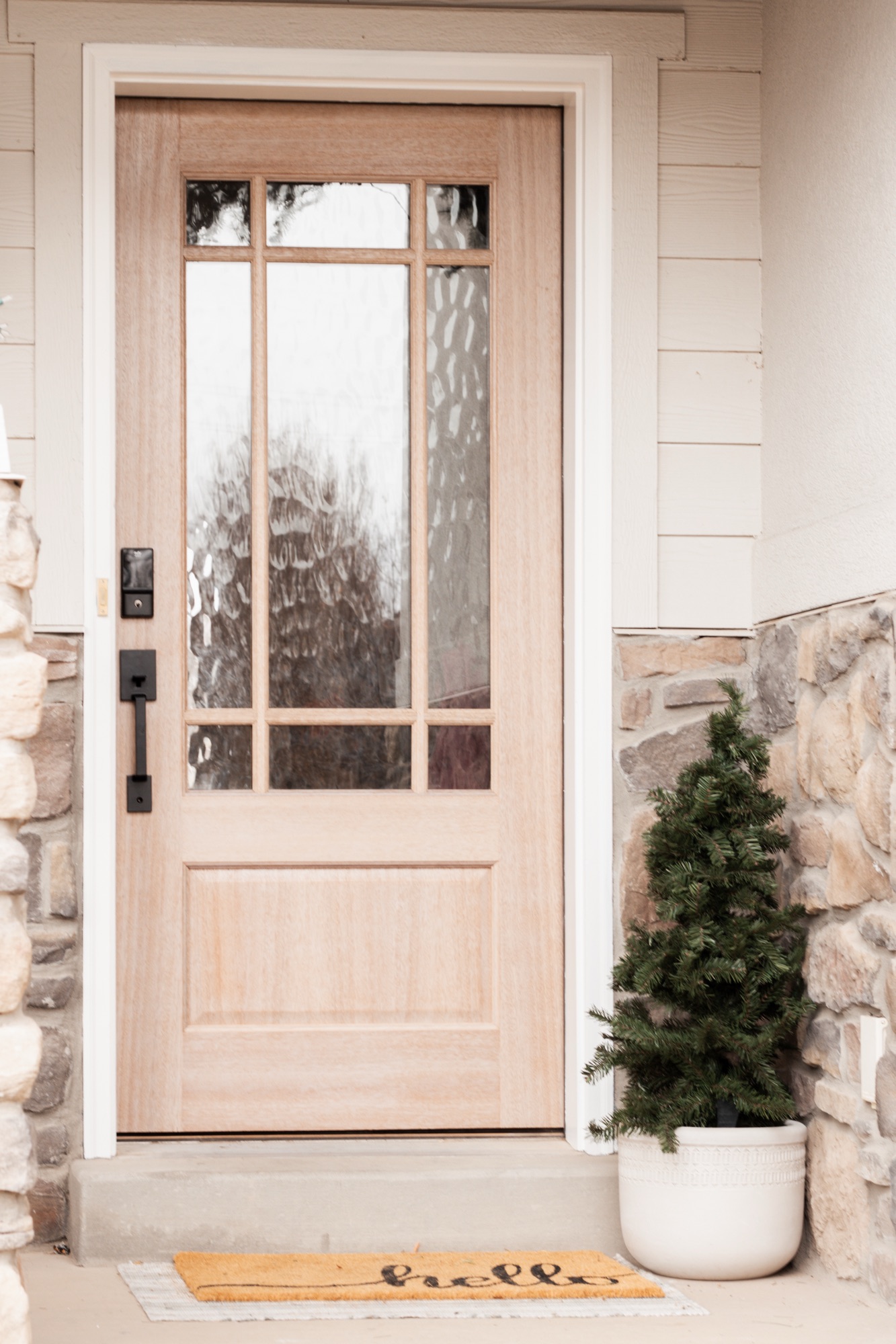 Installing a New Front Door with Knockety – With Love, Mercedes