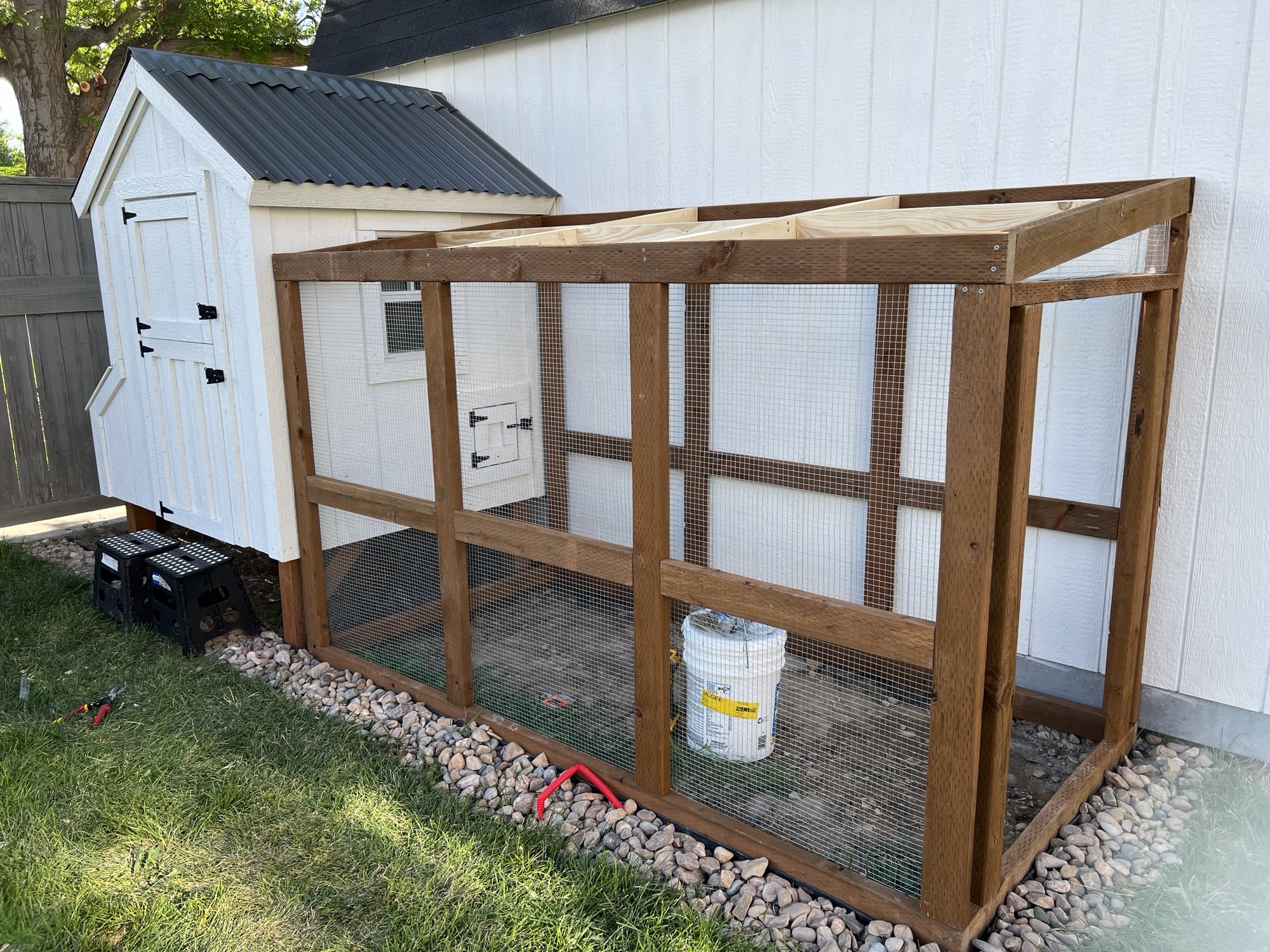 How To Build A Chicken Run – With Love, Mercedes
