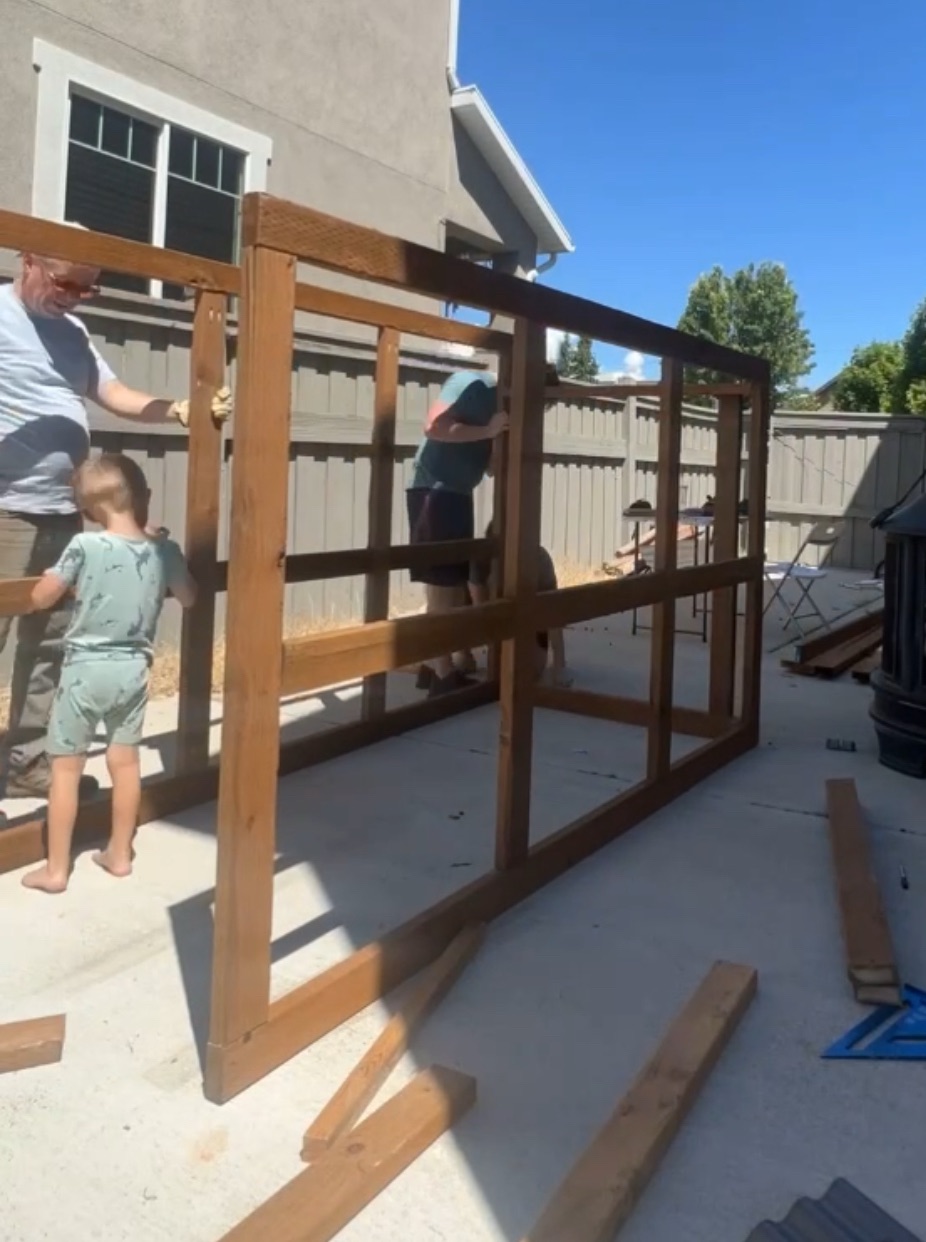 How To Build A Chicken Run – With Love, Mercedes